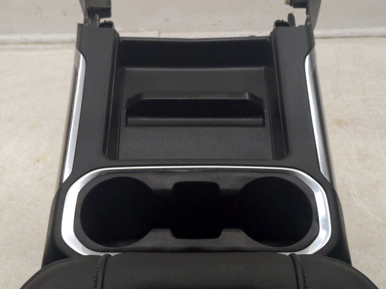 2019 - 2024 Chevy Silverado Center Console, w/ Rear Seat Heat, Wood ...