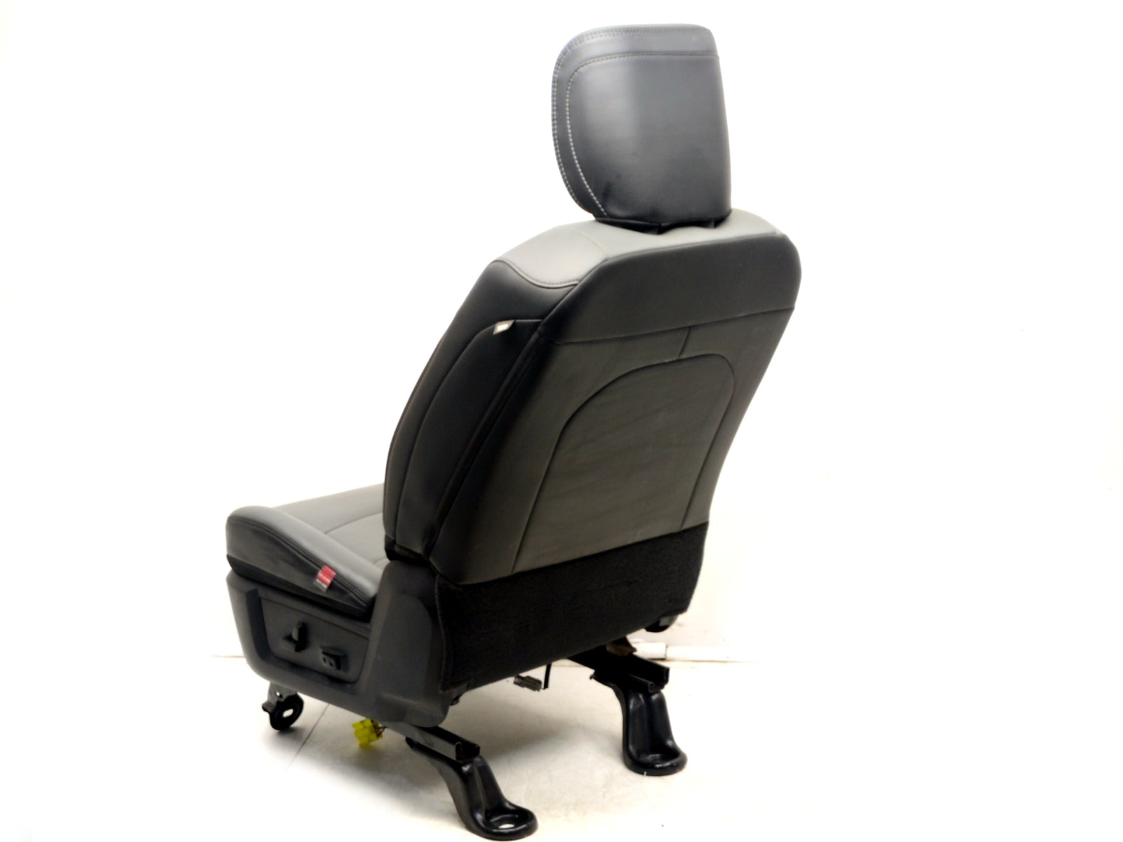 How To Add A Power Driver Seat to Ram Heavy Duty DS Trucks – OEMSeats