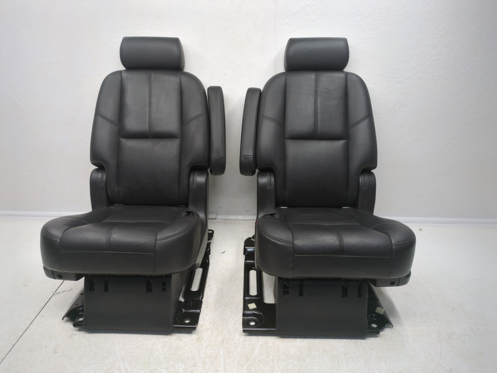 2007 - 2014 Chevy Tahoe GMC Yukon Rear Bucket Seats, Black Leather, #1775